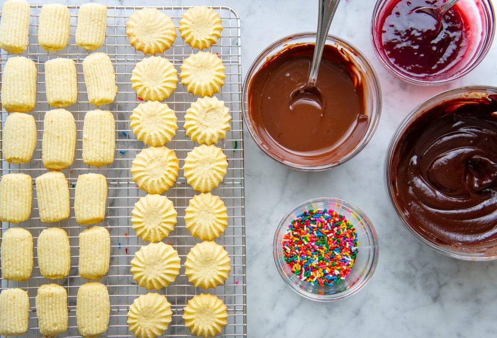 Traditional Italian Butter Cookies - OwlbBaking.com